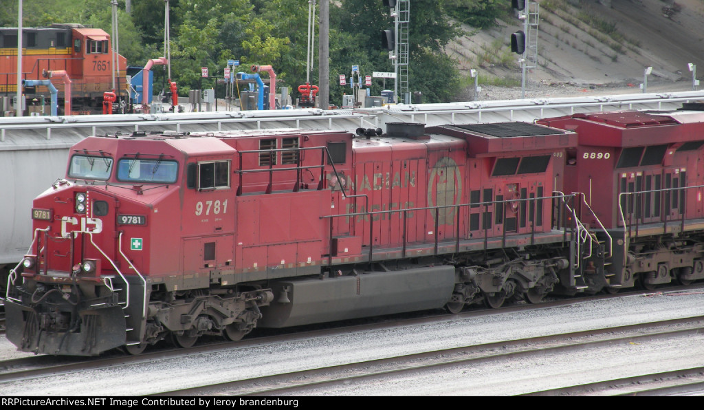 CP 9781 at argentine yard